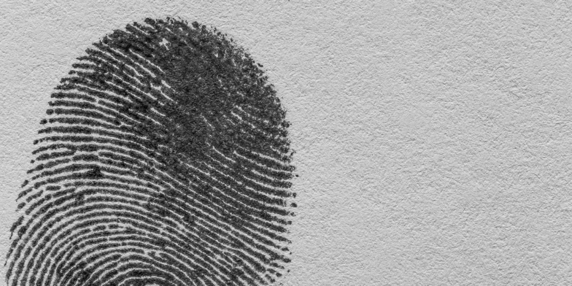 Obligación del médico a identificarse ante la denuncia de un paciente ...