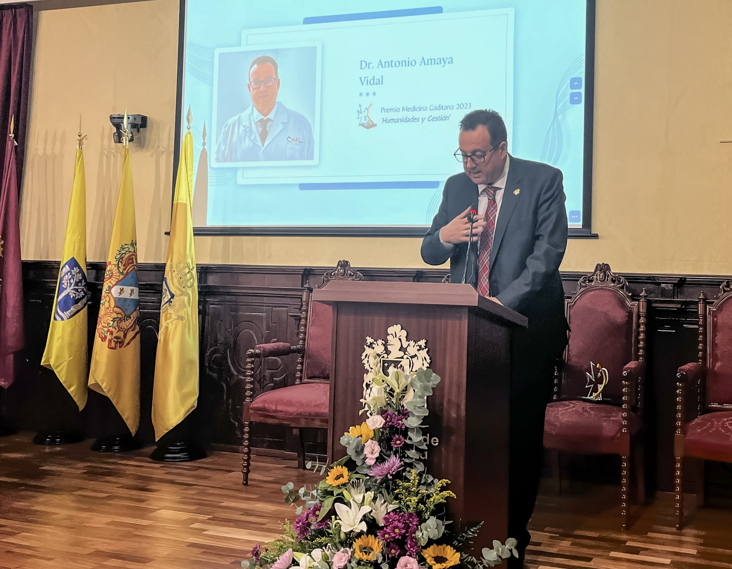 Premios MG 2023 Antonio Amaya 2 - https://medicinagaditana.es