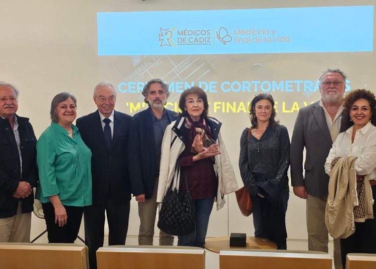 Inicio - https://medicinagaditana.es